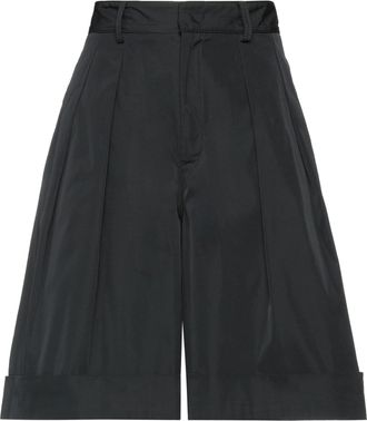 Red Valentino HOSEN & R&Ouml;CKE - Shorts & Bermudashorts auf YOOX.COM