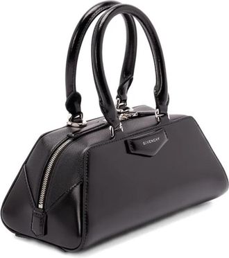 Givenchy Hobo Bags - Trapezoidal Black Calf Leather Bag - Gr. unisize - in Schwarz - f&uuml;r Damen