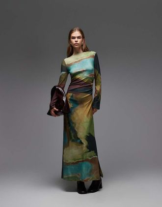 Topshop Robe longue &agrave; manches longues et imprim&eacute; abstrait - Multicolore