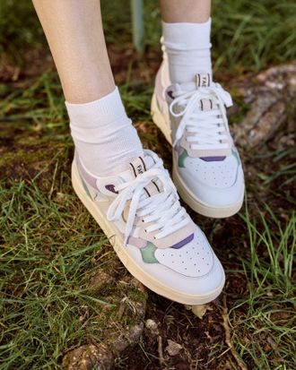 Faguo Baskets blanc et violet cuir