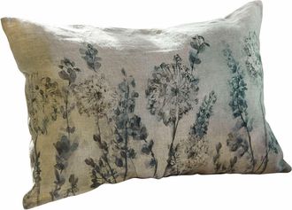 Loberon Kissenhülle Lusse, handgewebt, Zauberhaftes Aquarell-Blumenmuster, Zeitlose Eleganz, Kissenbezug, Wohntextilien, Leinen, beige/blau