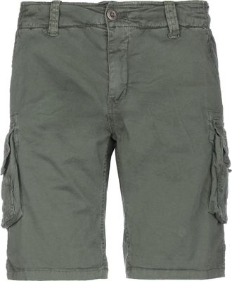Alpha Industries HOSEN & R&Ouml;CKE - Shorts & Bermudashorts auf YOOX.COM