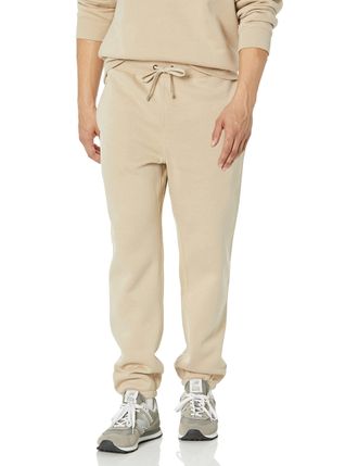 Amazon Essentials Herren Unten geschlossene Jogginghose mit lockerer Passform (erhältlich in Big & Tall), Bräunen, XXL