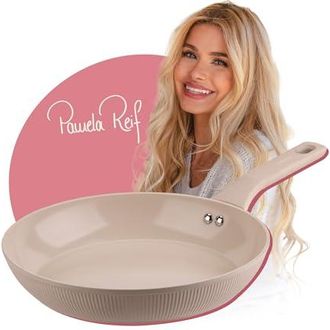 Fackelmann Fackelmann x Pamela Reif Bratpfanne - &Oslash; 28 cm, Aus geschmiedetem, recycelten Aluminium in Pastell Beige, keramische, PFAS-freie Beschichtung, hitzebes