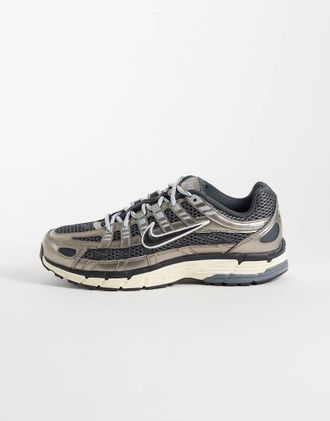 Nike P-6000 baskets &agrave; grosses lacets en noir m&eacute;tallis&eacute;