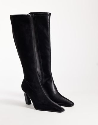 Asos Crescent zweifarbige kniehohe Stiefel mit Absatz in schwarzem PU und schwarzem Suedette