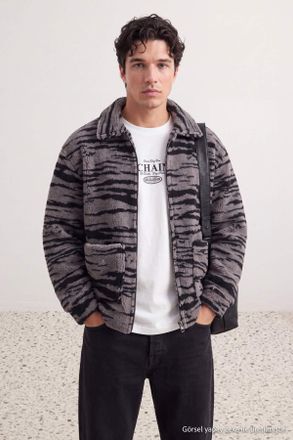Trendyol MAN Herren Grau Grafik Lang Oversize Winter Jacken