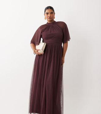 Lace & Beads Plus robe longue en tulle &agrave; col montant et manches volant&eacute;es couleur chocolat-Marron