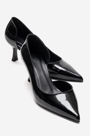 Prologue Arel Spitzer Pumps