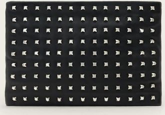 AllSaints Bettina - Mit Nieten besetzte Clutch in Schwarz