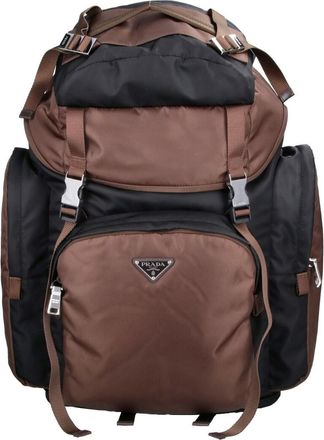 Prada Gro&szlig;er Rucksack-Logo Aus Re-Nylon