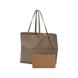 Loewe Grand Puzzle Fold tote horizontal en cuir de veau grain&eacute; souple