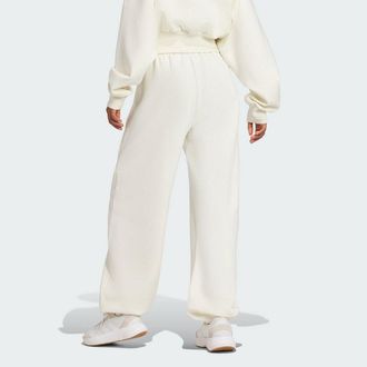 adidas Jogginghose SOFT LUX HOSE, LOCKER GESCHNITTEN (1-tlg)