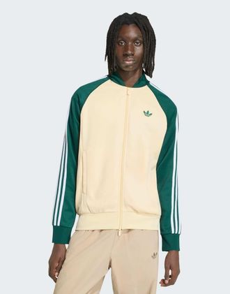 adidas Originals SST Tracktop in Warm Vanilla / Collegiate-Gelb