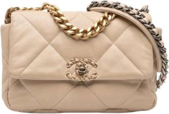 Chanel Sac port&eacute; &eacute;paule moyen 19 Pre-owned - Femme - Pre-owned - Beige - Taille: ONE Size