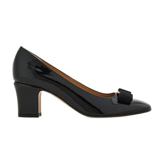 Ferragamo Vara Bow Block Heel Pump - Femme - Chaussures - Noir - Taille: 39 1/2 EU