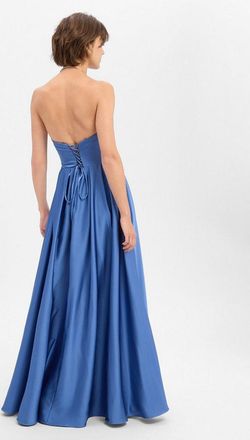 Laona Abendkleid
