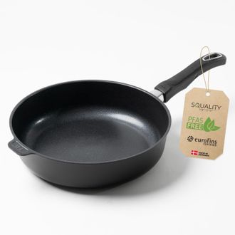 Squality Premium Sauteuse Pfanne 28 cm - PFAS-freie Antihaft Pfanne aus D&auml;nemark | Ofenfest bis 260 &deg;C, induktionsgeeignet, ergonomisch geformt, f&uuml;r gesundes K