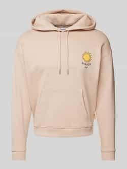 On Vacation Hoodie mit Label-Print Modell Another Day in Paradise