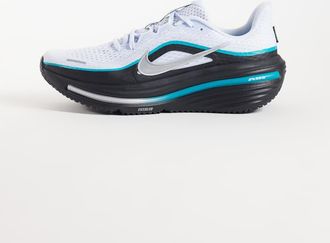 Nike Air Winflo 12 baskets en gris et argent m&eacute;tallis&eacute;