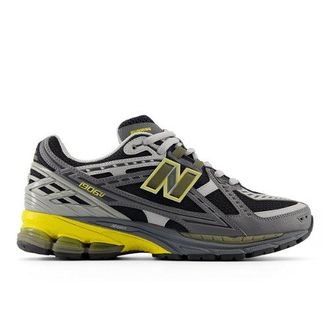 New Balance Unisexe 1906 Utility en Gris/Orange/Noir, Suède/Mesh, Taille 40.5 Large