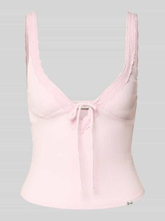 Guess Slim Fit Top mit Spitzenbesatz