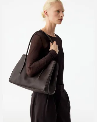 Arket Schultertasche Aus Leder Mit Umschlagklappe -Braun