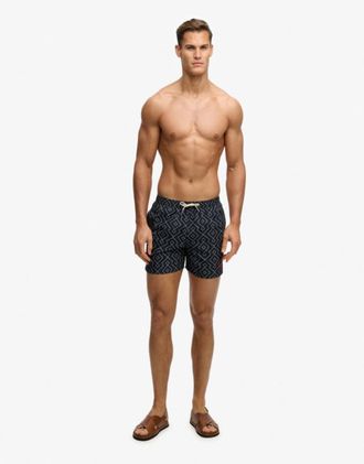 Superdry Premium - Gemusterte Badeshorts in Sashiko Eclipse Navy, 15 Zoll Schrittl&auml;nge