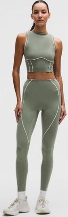 lululemon Ultralu Contour-Seam High-Rise Leggings f&uuml;r Frauen - Gr&ouml;&szlig;e 10 in Willow Leaf
