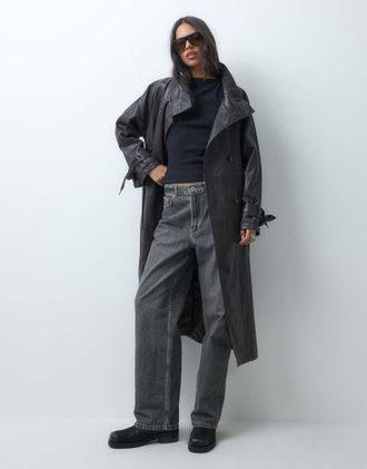 Asos trench-coat long en aspect cuir &agrave; col chemin&eacute;e chocolat-Marron