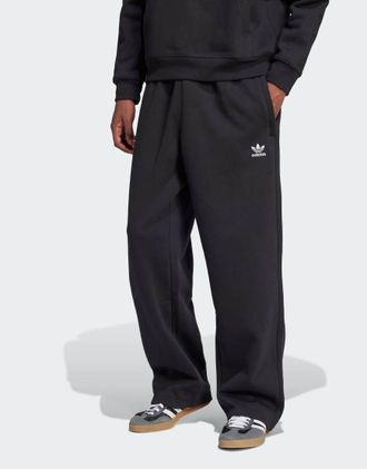 adidas Originals Trefoil Essentials - Hose in Schwarz mit offenem Saum