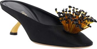 Ferragamo Femme, Chaussures, Noir, Taille: 37 1/2 EU Sandales &agrave; Talons Bas et Bout Carr&eacute; avec Ornementation en Cristaux