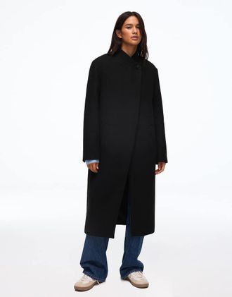 Bershka Mantel aus Wollmix mit zweireihiger Knopfleiste in Schwarz