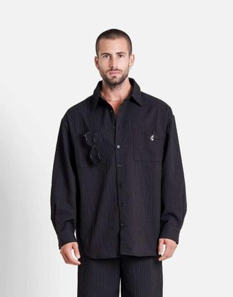 Sixth June Hemd in Schwarz mit 6-Herzen-Logo