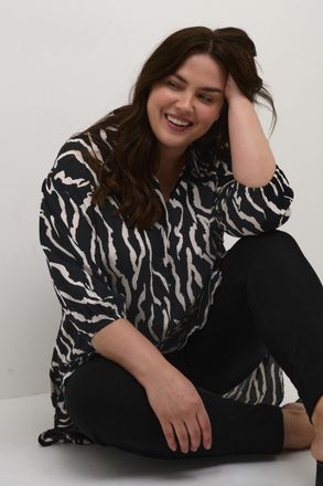 Kaffe Curve Langarm - Hemd KCsonna Damen Hemd Langarm Shirt Bluse Casual Print Langarmshirt Gro&szlig;e Gr&ouml;&szlig;en Black/Antique Zebra Print 52