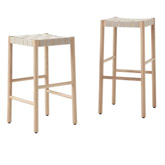 & Tradition Tabouret de bar Betty, pi&egrave;tement en bois - Thau & Kallio & Tradition