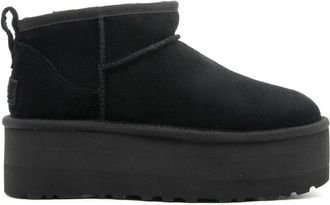 UGG Ugg, Femme, Chaussures, Noir, Taille: 41 EU Classic Mini Boot