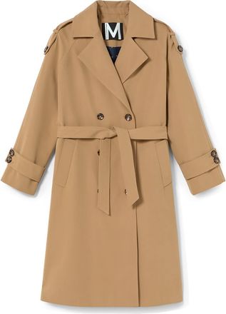 Lola Casademunt Mantel