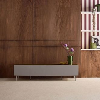 Sweeek Meuble TV m&eacute;tal et d&eacute;cor bois 4 portes 180cm gris et noyer - Ashton