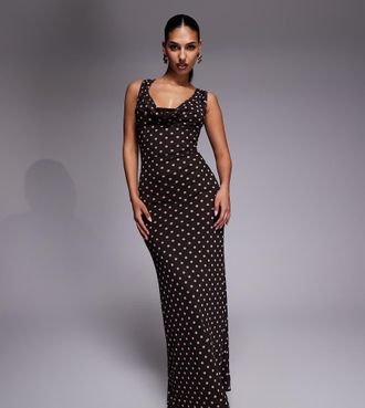 KAIIA Exclusivit&eacute; - Kaiia - Robe longue pr&egrave;s du corps &agrave; pois avec dos b&eacute;nitier et liens drap&eacute;s nou&eacute;s &agrave; la taille - Chocolat et rose-Multicolore