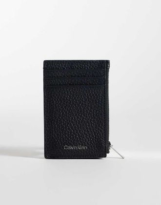 Calvin Klein Jeans - Porte-cartes zipp&eacute; effet m&eacute;tallis&eacute; en relief - Noir