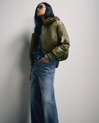 Joop Jeansbluse Ude Regular fit mit Hemdkragen und R&uuml;ckenfalte
