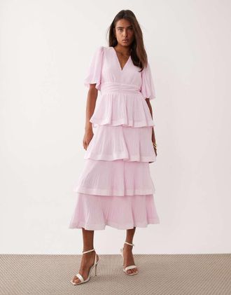 Vero Moda Robe longue pliss&eacute;e &agrave; volants &eacute;tag&eacute;s - Rose ballerine