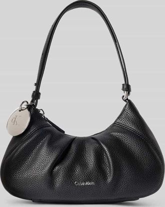 Calvin Klein Henkeltasche mit Label-Pr&auml;gung Modell ENGRAVED HW SMALL BAG