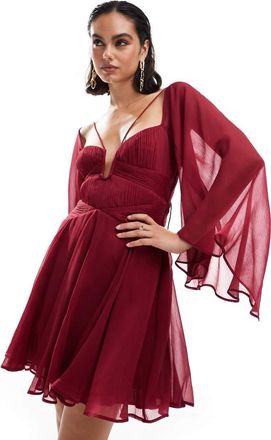 Asos Lang&auml;rmliges Minikleid in Burgunderrot mit Godet-Details