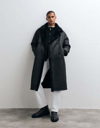 Asos langer Borg-Pilotenmantel in Schwarz