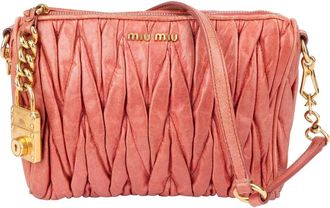 Miu Miu Crossbody Bags - Miu Miu Quilted Leather City Shoulder Bag - Gr. unisize - in Gold - für Damen