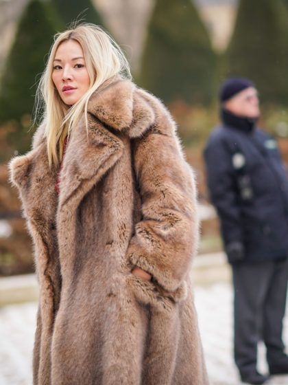 10 Dinge, die dir niemand vor dem ersten Mal Platinblond-Färben gesagt hat