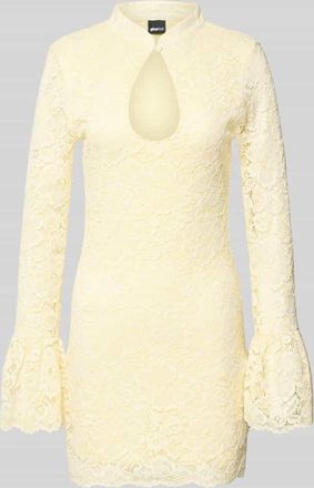 Gina Tricot Slim Fit Minikleid mit Allover-Spitzenbesatz