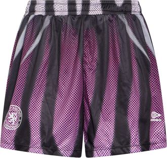 Umbro HOSEN & R&Ouml;CKE - Shorts & Bermudashorts auf YOOX.COM